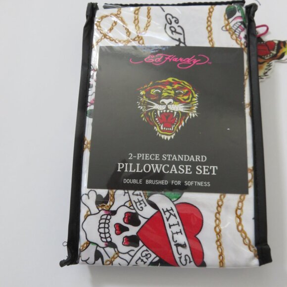 Ed Hardy | Bedding | 25 Ed Hardy 2piece Pillowcase Set Logo Print ...